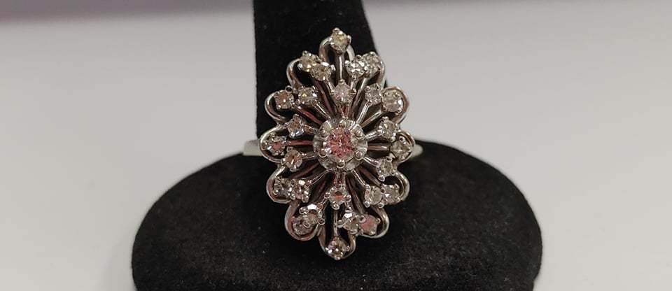 14 Karat Ladies Fancy Dinner Ring | Avenue Shop Swap & Sell