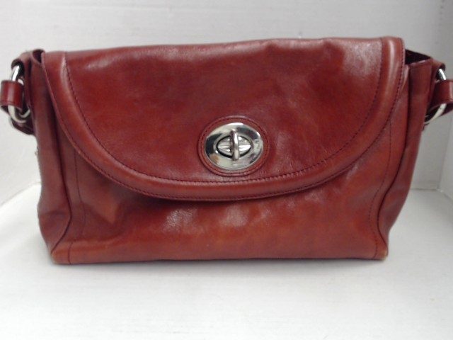 Danier Purse | Avenue Shop Swap & Sell