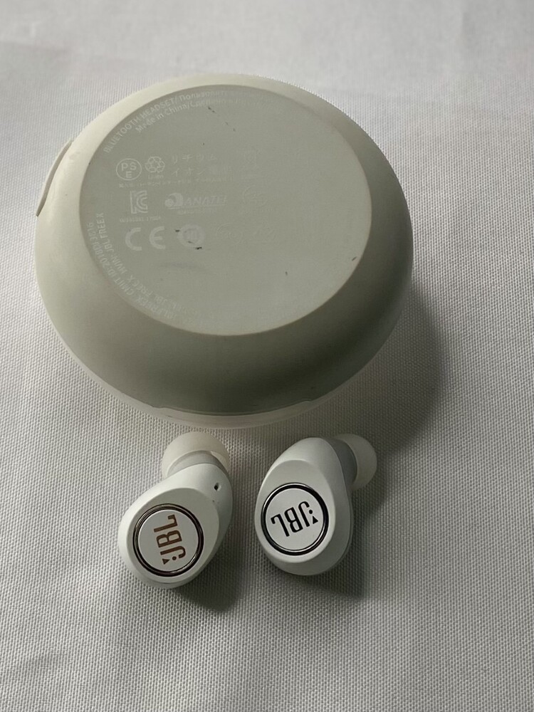 JBL Free X True Wireless In Ear Headphones | Avenue Shop Swap & Sell