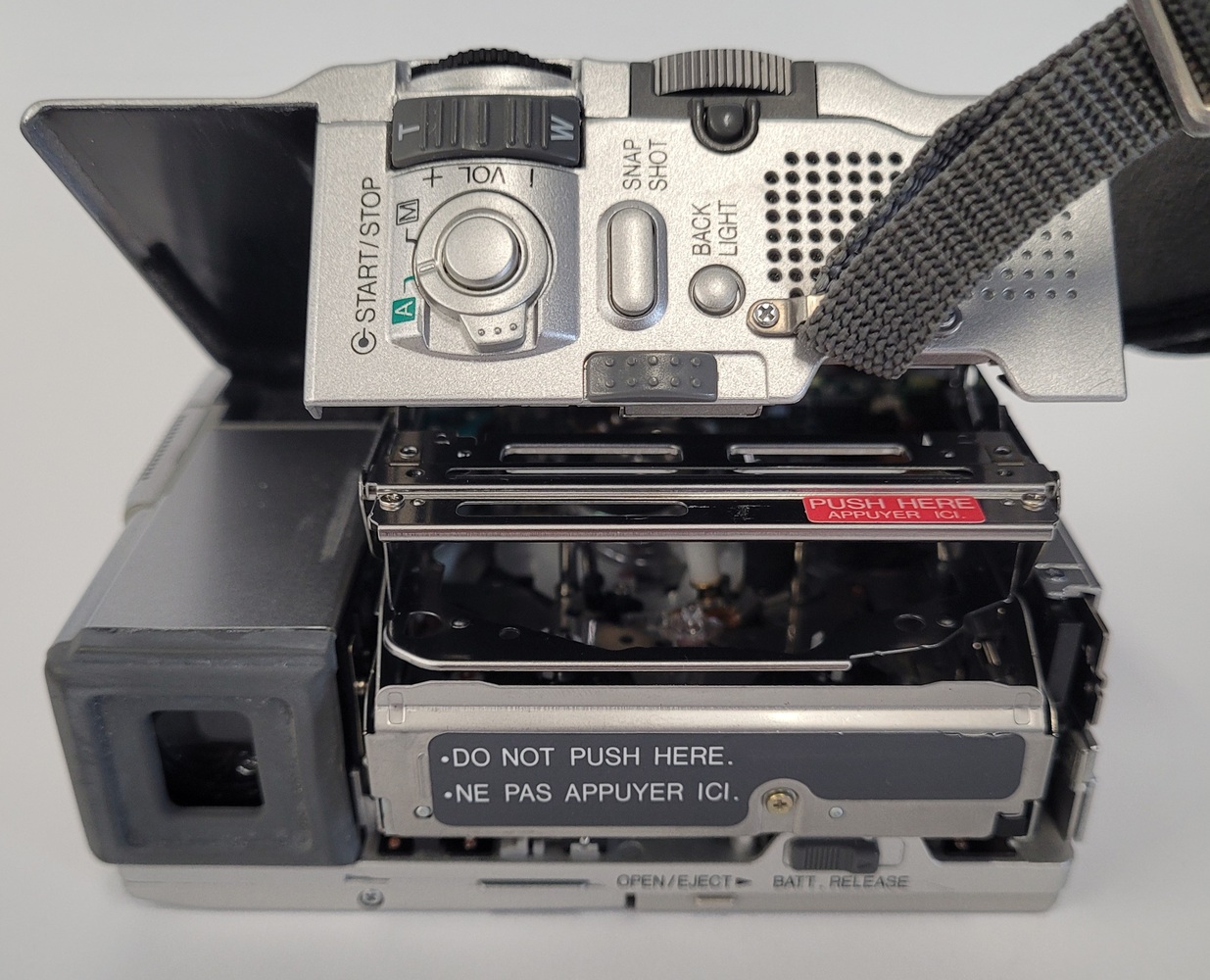 JVC Video Camera Mini DV with Accessories | Avenue Shop Swap & Sell