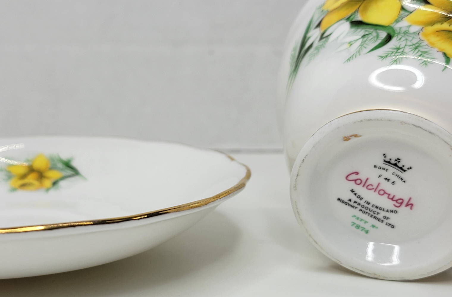 Vintage Colclough Daffodil Bone China Teacup & Saucer Set - Pattern No ...