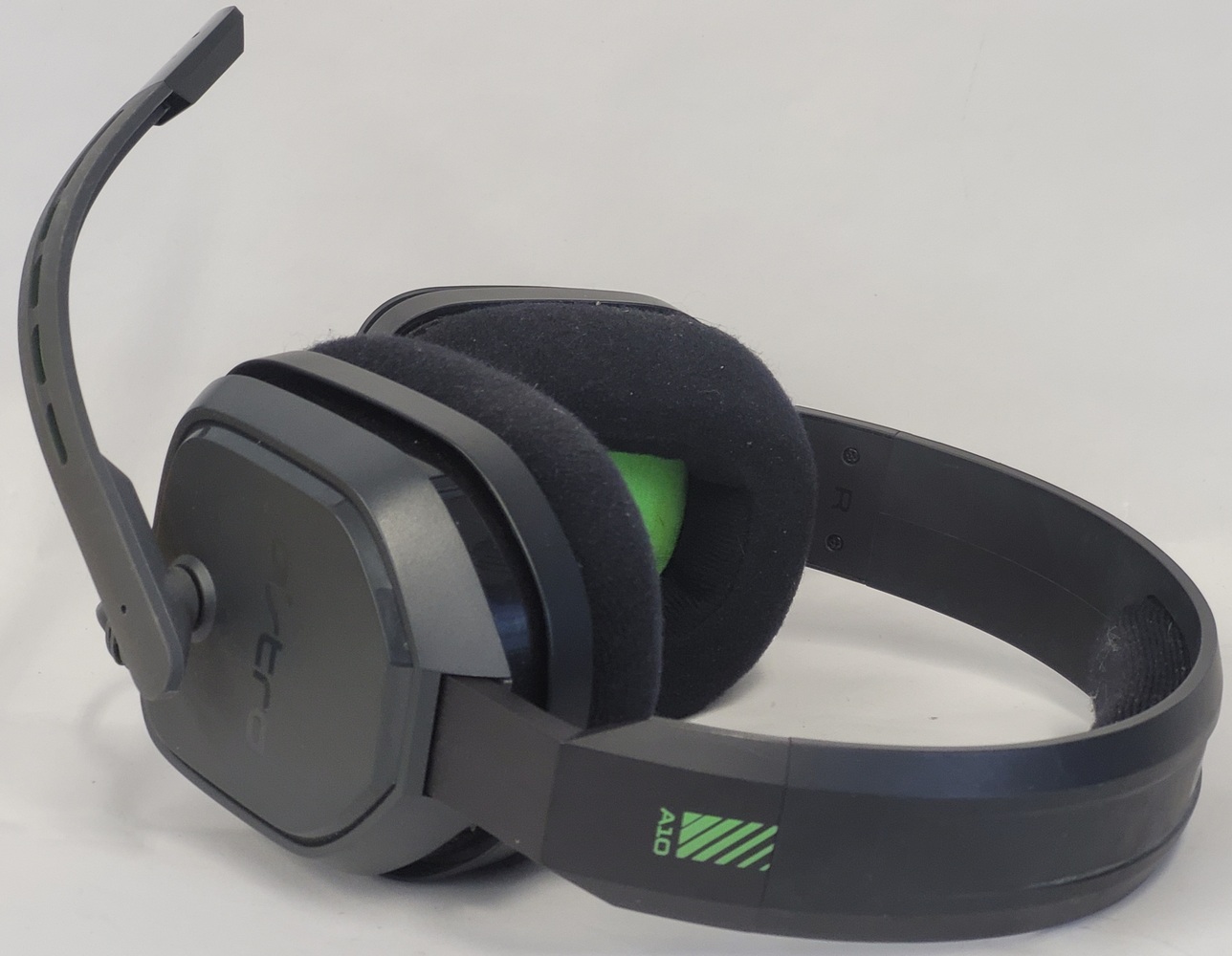 Logitech Astro A10 Wired Gaming Headset - Xbox Series X/S, Xbox One ...