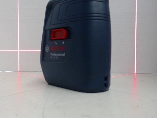 Bosch GLL 3-15 Self-Leveling Three-Line Laser | Avenue Shop Swap & Sell