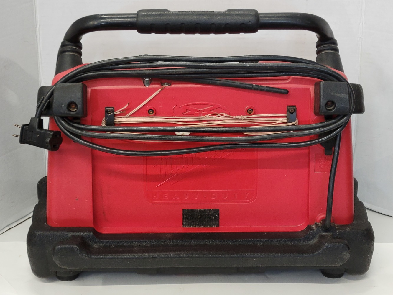 Milwaukee 49-24-0200 Heavy Duty Job Site AM/FM Radio | Avenue Shop Swap ...