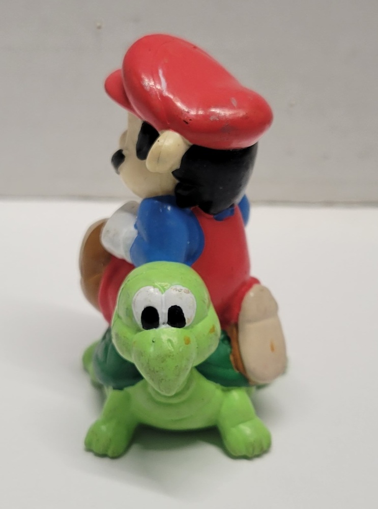 Nintendo of America Inc. Super Mario Bros. Figurine Mario With Turtle ...