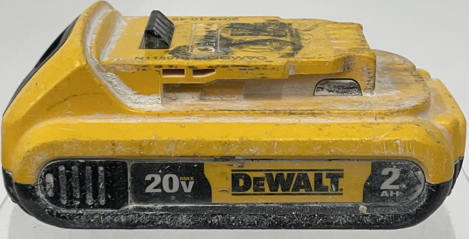 DEWALT DCB203 20V 2.0AH BATTERY | Avenue Shop Swap & Sell