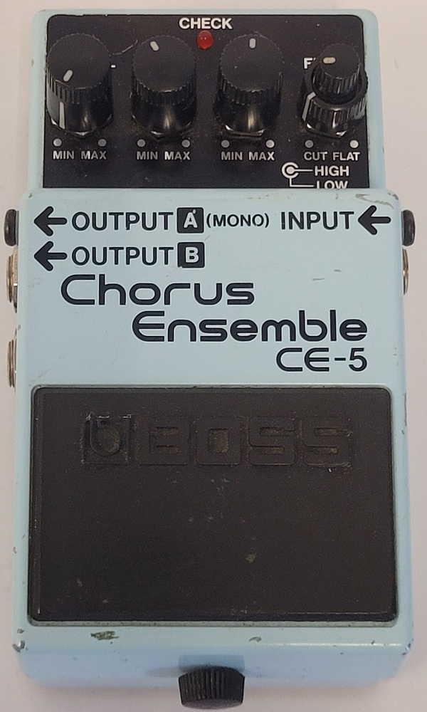 BOSS CE-5 CHORUS ENSEMBLE GUITAR EFFECTS PEDAL | Avenue Shop Swap & Sell