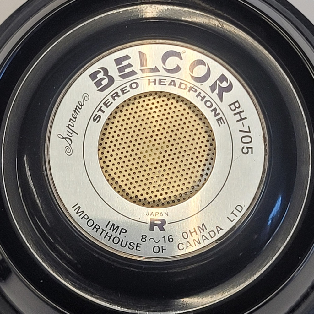 BH-705 VINTAGE SUPREME BELCOR HEADPHONES | Avenue Shop Swap & Sell