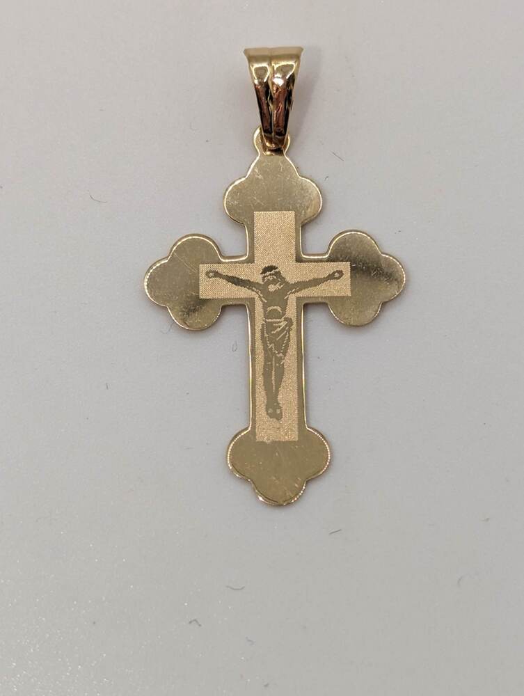 14 Karat Yellow Gold Cross | Avenue Shop Swap & Sell