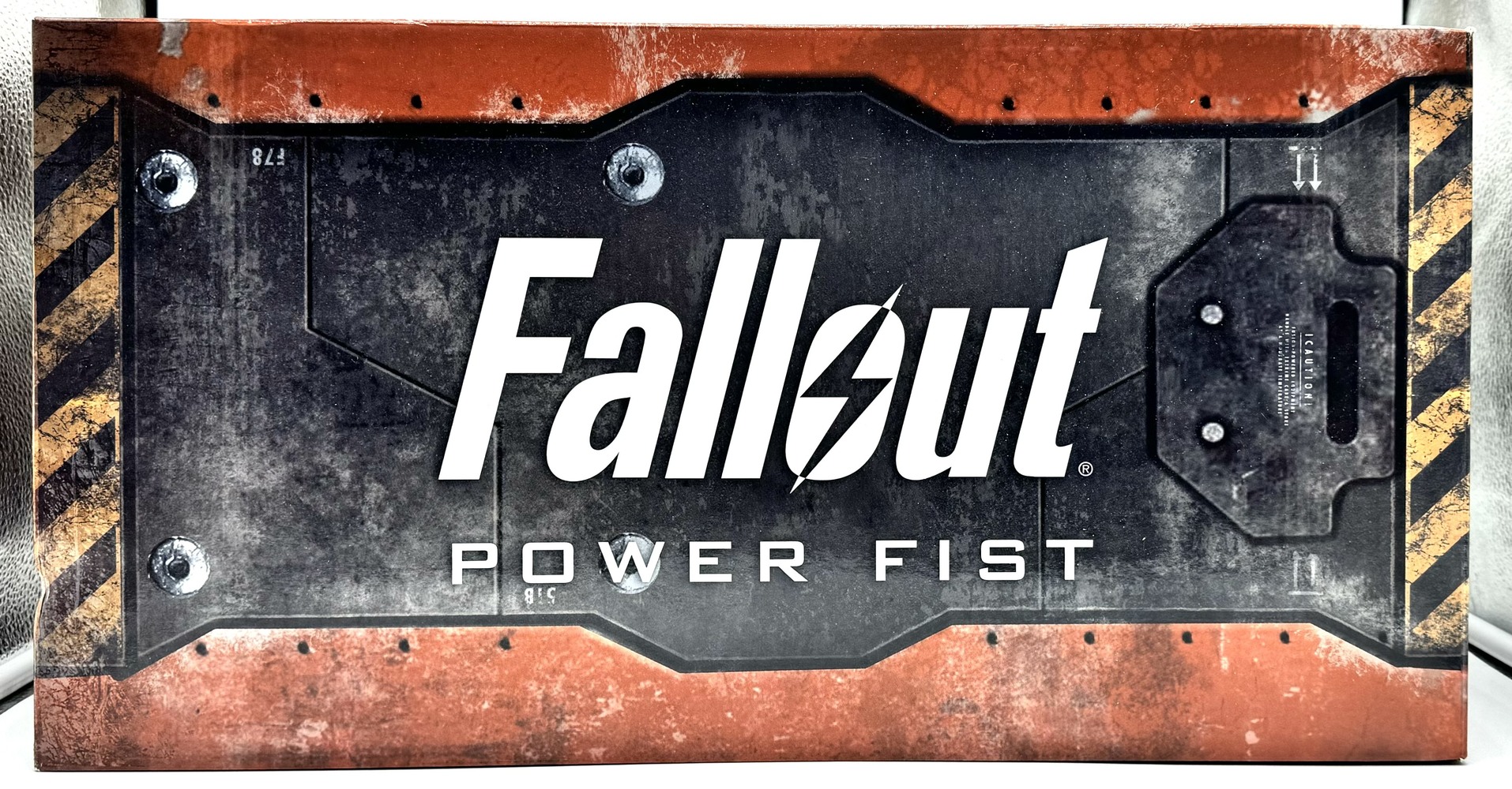 Chronicle Collectibles Fallout Power Fist - 1:1 Scale | Avenue Shop ...