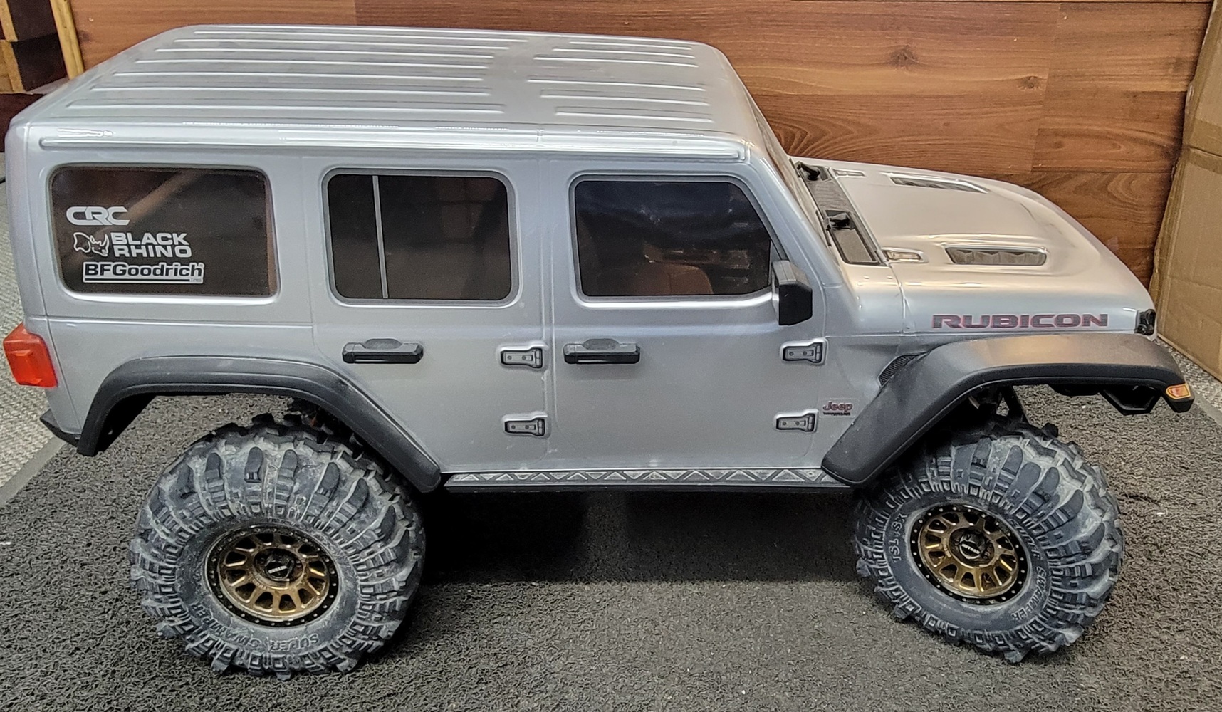 Axial 1/6 SCX6 Jeep Rubicon 4WD Rock Crawler RC Car | Avenue Shop Swap ...