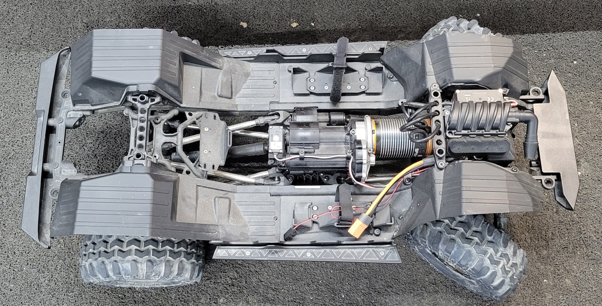 Axial 1/6 SCX6 Jeep Rubicon 4WD Rock Crawler RC Car | Avenue Shop Swap ...