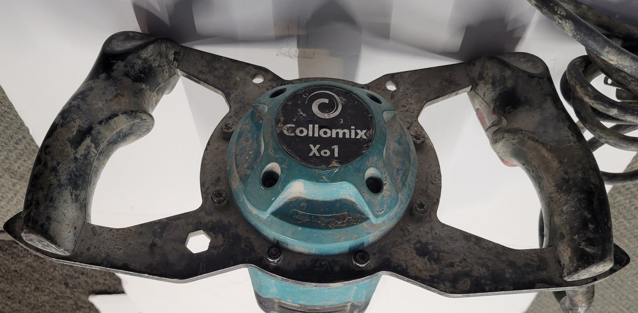 Collomix XO1 Professional Handheld Power Mixer Concrete Mixing Drill ...