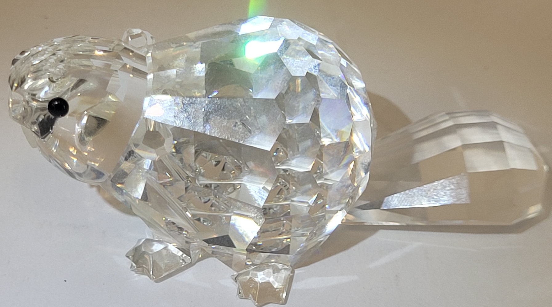 SWAROVSKI MOTHER BEAVER FIGURINE | Avenue Shop Swap & Sell