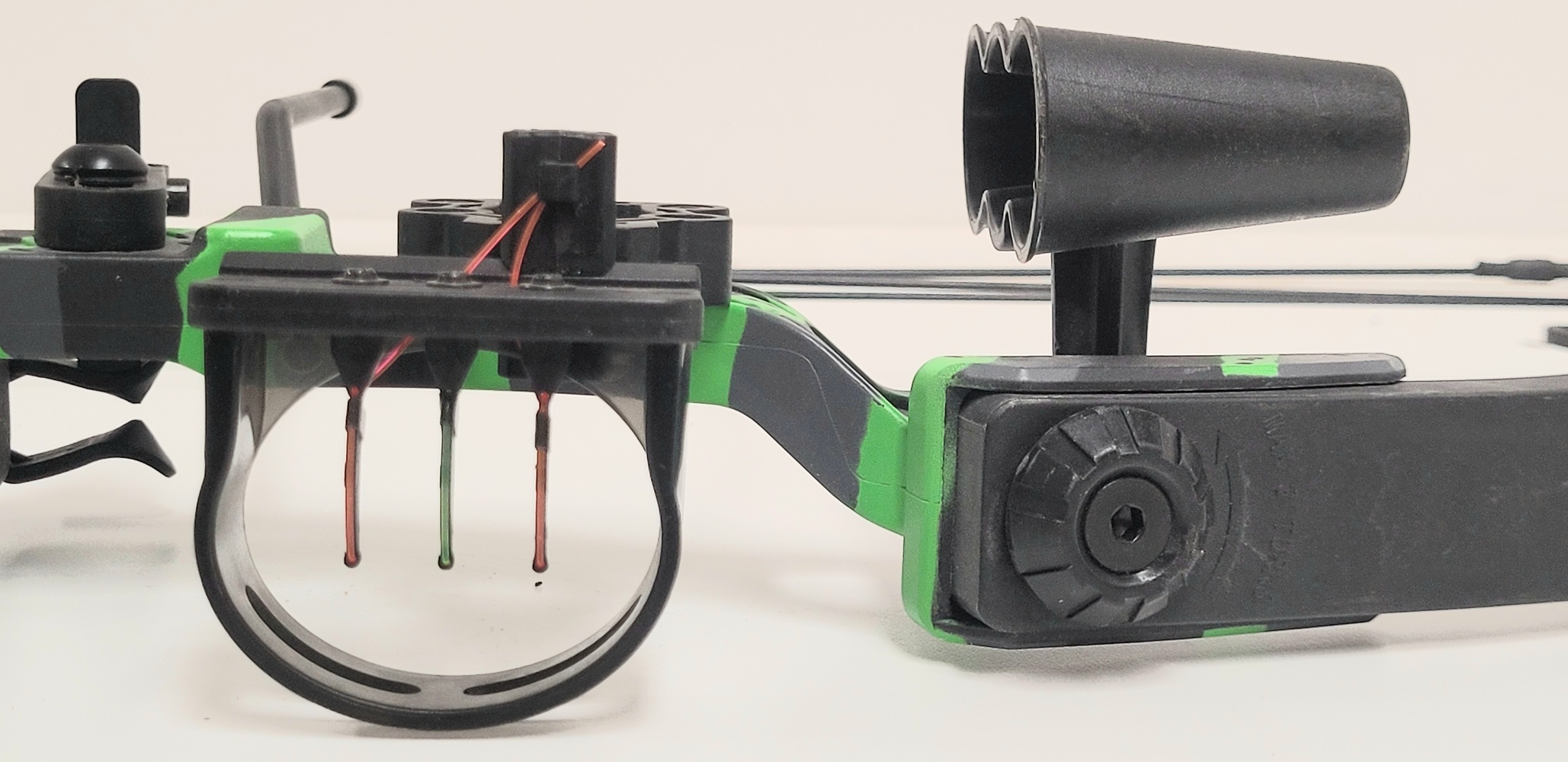 Barnett Tomcat 2 Youth Compound Bow RHD Right Hand Draw | Avenue Shop ...