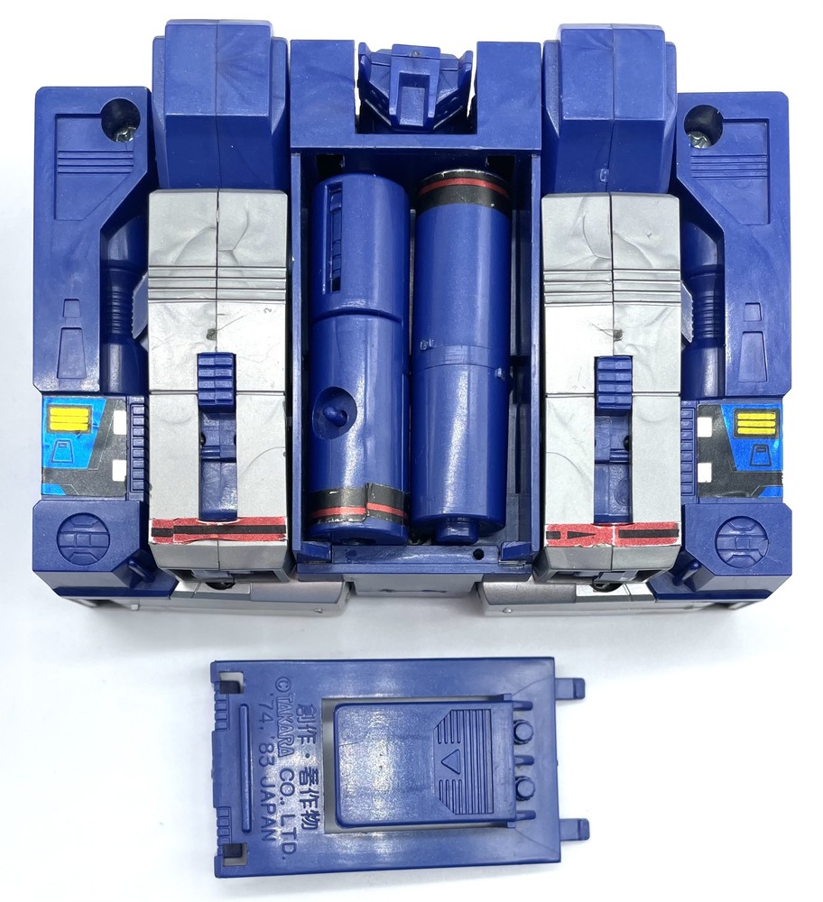 1984Hasbro G1 Transformers Soundwave, Laserbeak, Rumble, Frenzy, Ravage ...