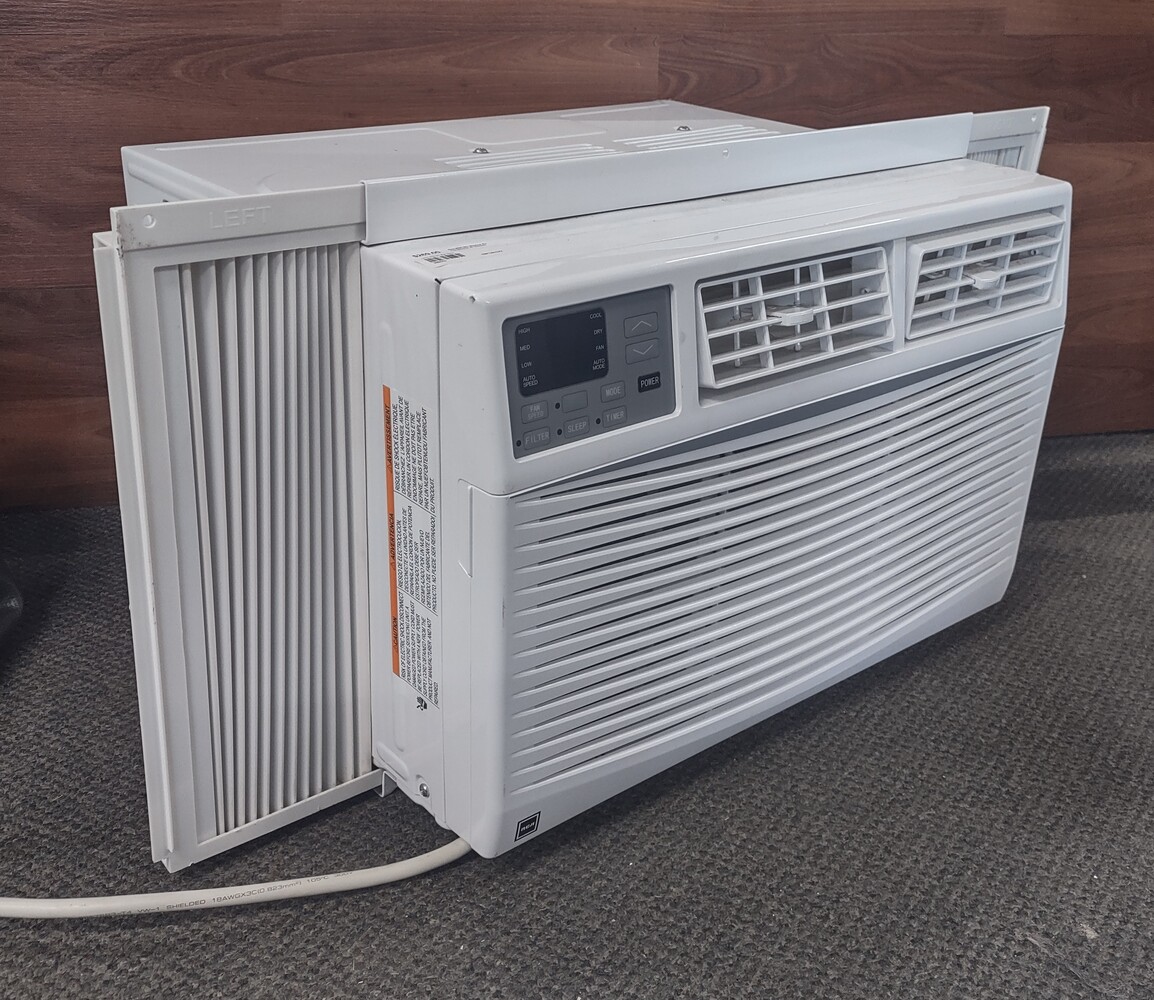 RCA 8000 BTU Window Air Conditioner With Remote | Avenue Shop Swap & Sell