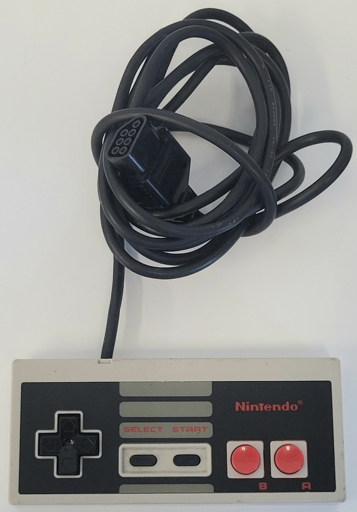 Nintendo Entertainement System (NES) with Controller and Power Cords ...