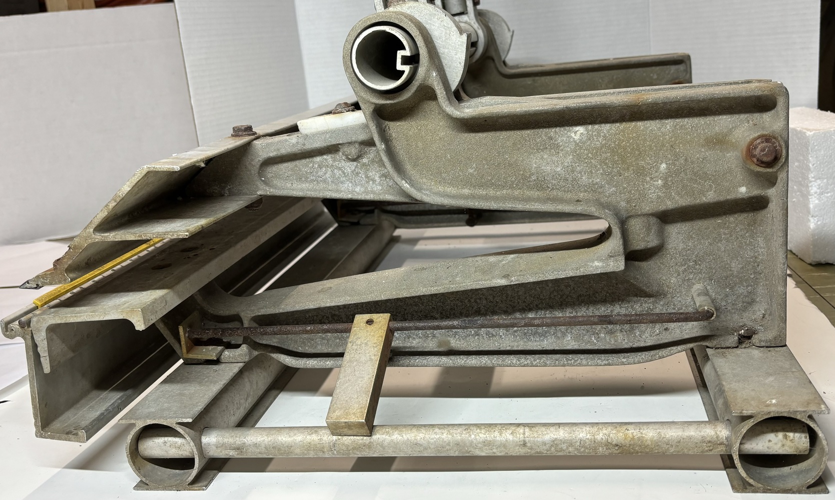 Van Mark - Mark 1 Series (M200) With Stand! | Avenue Shop Swap & Sell