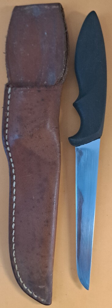 Vintage Gerber Mini Magnum 4-Inch Hunting Knife with Armorhide Handle ...