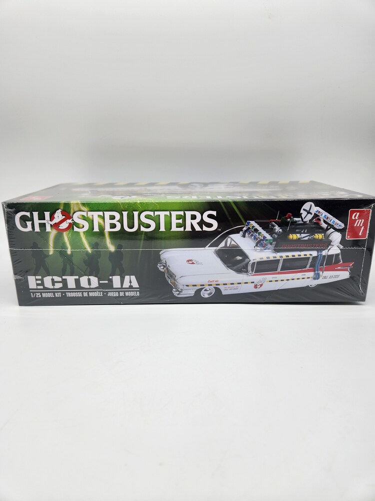 Ghostbusters ECTO-1A 1:25 Model Kit *NEW IN BOX* | Avenue Shop Swap & Sell
