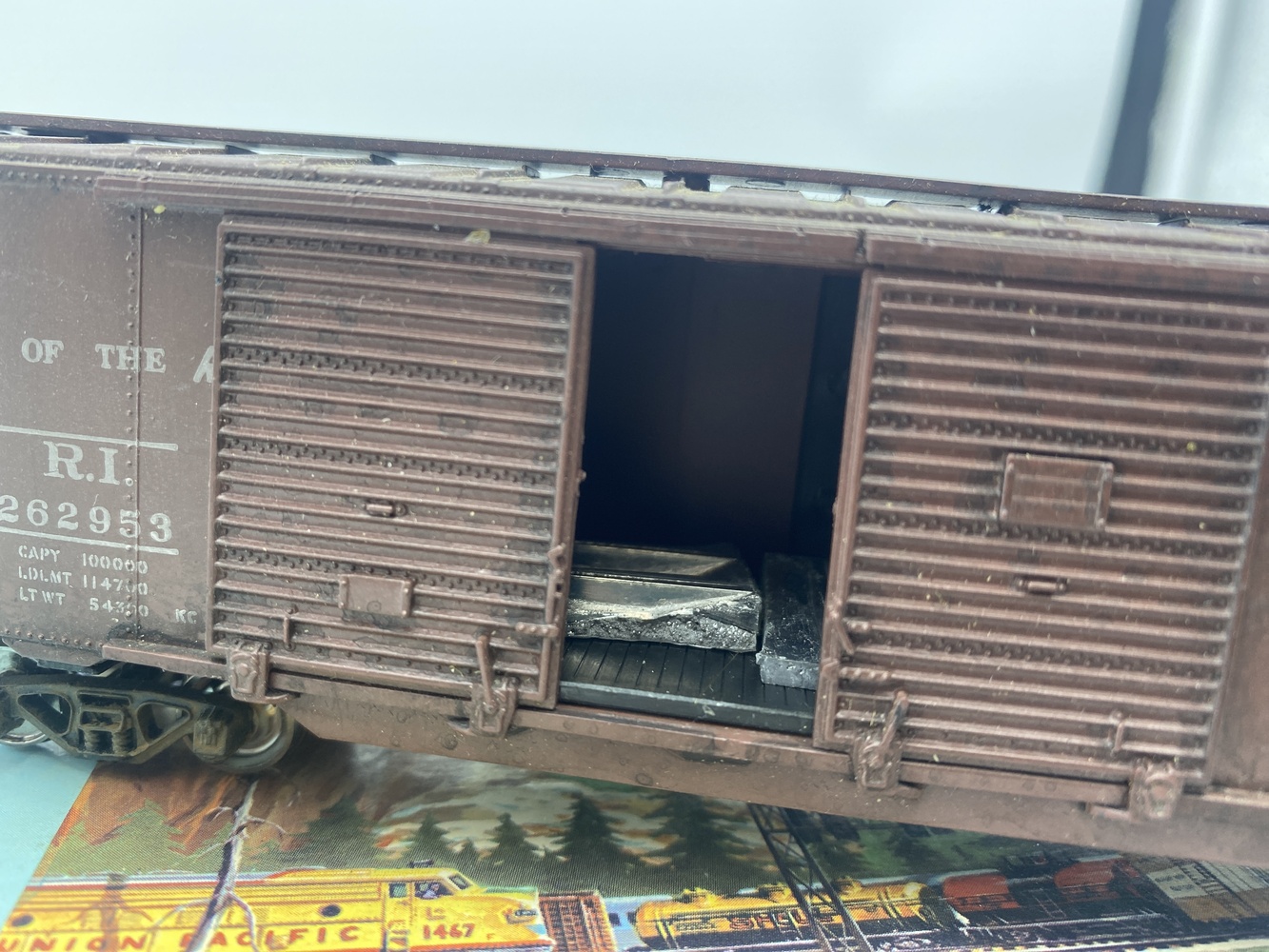 Athearn Rock Island Train in Miniature | Avenue Shop Swap & Sell