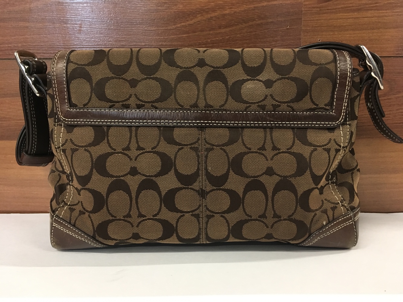 Replica Coach Handbag | Avenue Shop Swap & Sell