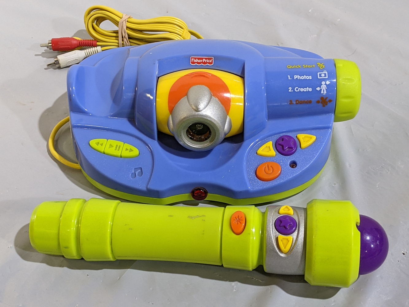 Fisher Price MY TOON TV Interactive Game with Camera and Mic - TESTED ...
